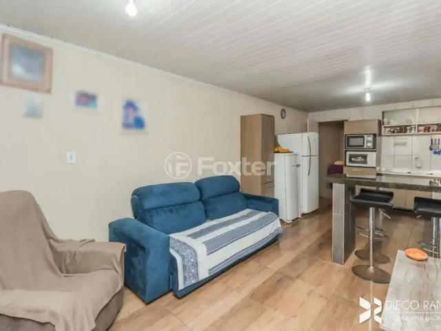 Casa / Sobrado para Venda em Porto Alegre/RS Hípica 3 Quartos