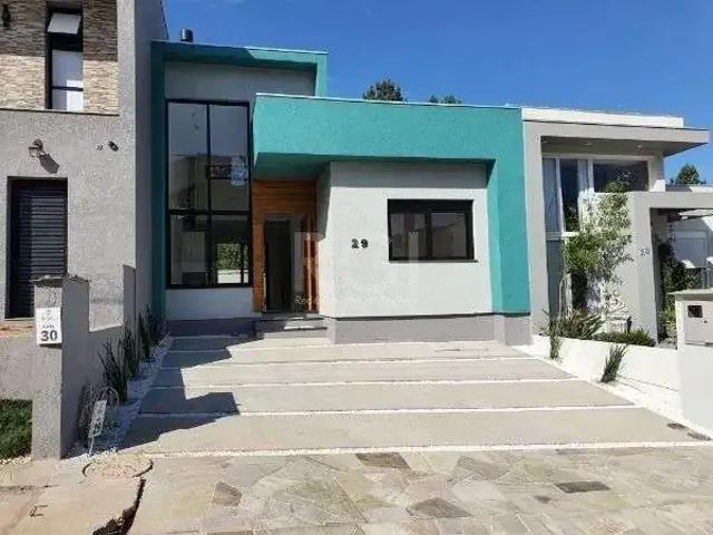 Casa / Sobrado para Venda em Porto Alegre/RS Hípica 3 Quartos