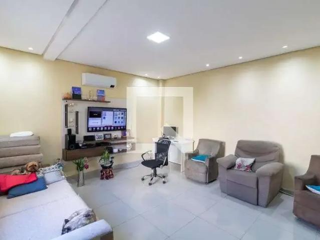 Casa / Sobrado para Venda em Porto Alegre/RS Hípica 3 Quartos