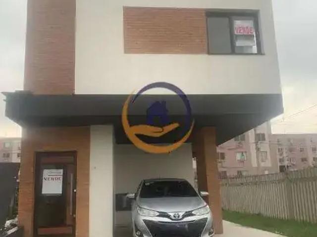 Casa / Sobrado para Venda em Porto Alegre/RS Hípica 3 Quartos