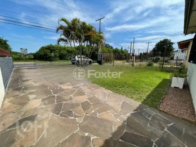 Casa / Sobrado para Venda em Porto Alegre/RS Hípica 3 Quartos