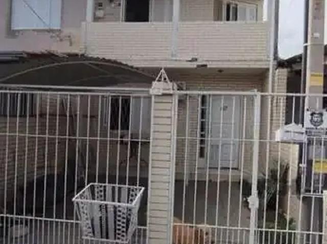 Casa / Sobrado para Venda em Porto Alegre/RS Hípica 3 Quartos