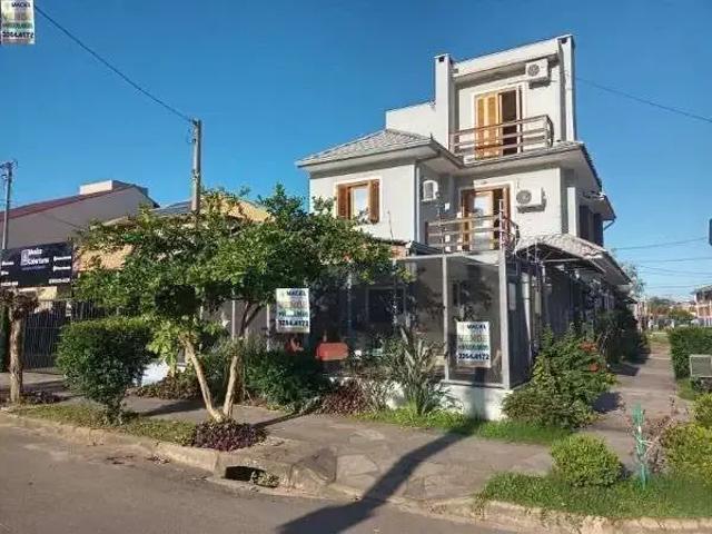 Casa / Sobrado para Venda em Porto Alegre/RS Hípica 3 Quartos