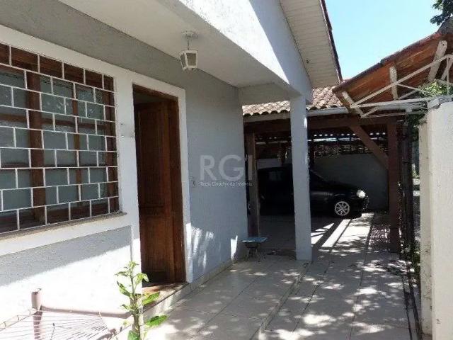 Casa / Sobrado para Venda em Porto Alegre/RS Hípica 3 Quartos