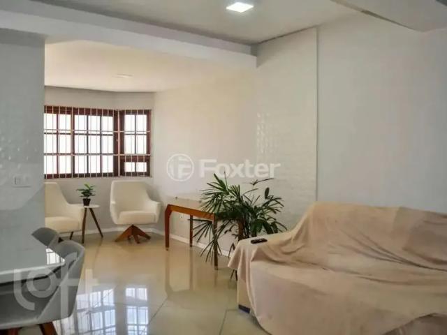 Casa / Sobrado para Venda em Porto Alegre/RS Hípica 3 Quartos