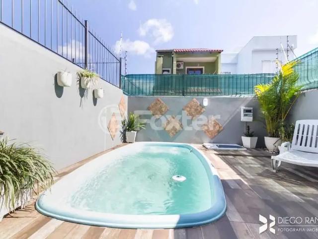 Casa / Sobrado para Venda em Porto Alegre/RS Hípica 3 Quartos