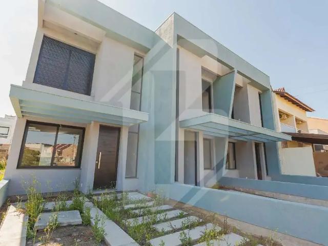 Casa / Sobrado para Venda em Porto Alegre/RS Hípica 3 Quartos