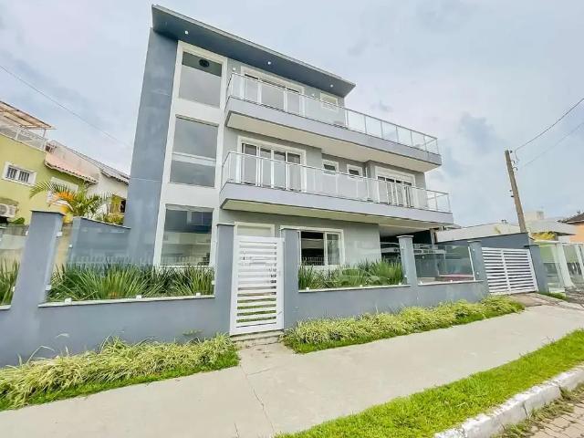 Casa / Sobrado para Venda em Porto Alegre/RS Hípica 3 Quartos