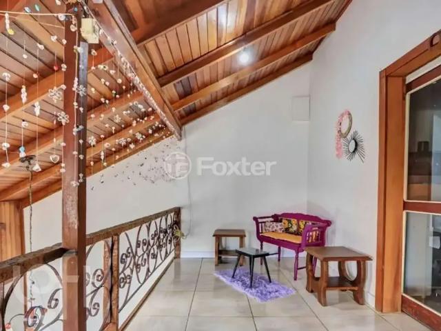Casa / Sobrado para Venda em Porto Alegre/RS Hípica 3 Quartos