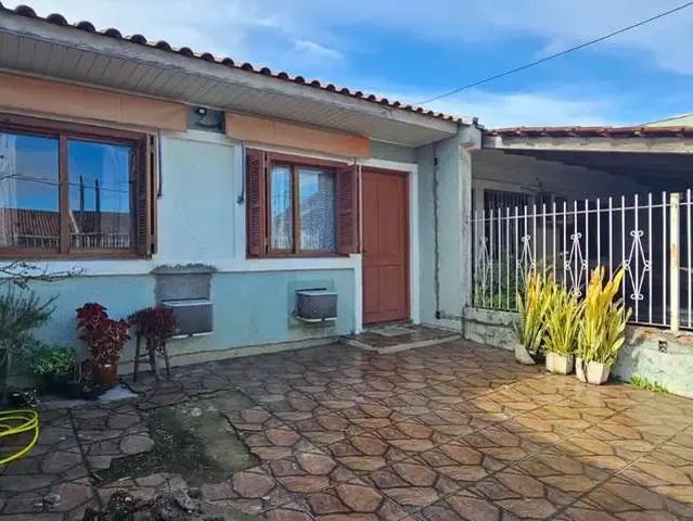 Casa / Sobrado para Venda em Porto Alegre/RS Hípica 3 Quartos