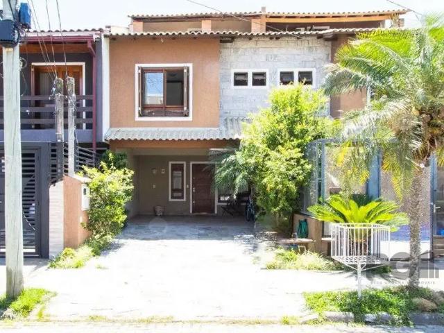 Casa / Sobrado para Venda em Porto Alegre/RS Hípica 3 Quartos