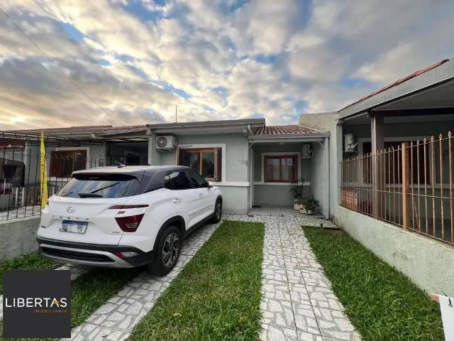Casa / Sobrado para Venda em Porto Alegre/RS Hípica 3 Quartos