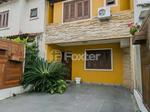 Casa / Sobrado para Venda em Porto Alegre/RS Hípica 3 Quartos