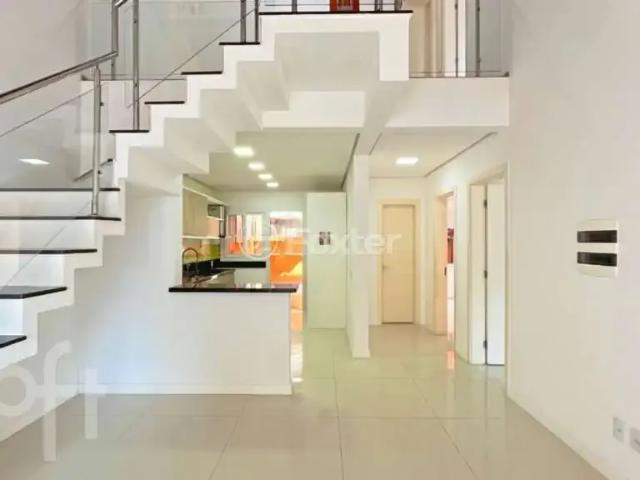 Casa / Sobrado para Venda em Porto Alegre/RS Hípica 3 Quartos