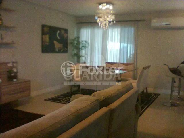 Casa / Sobrado para Venda em Porto Alegre/RS Hípica 3 Quartos