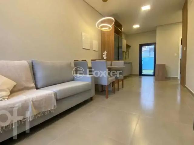 Casa / Sobrado para Venda em Porto Alegre/RS Hípica 3 Quartos