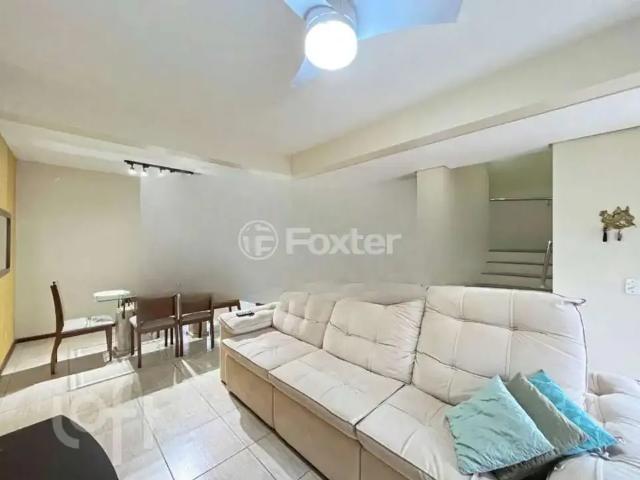 Casa / Sobrado para Venda em Porto Alegre/RS Hípica 3 Quartos