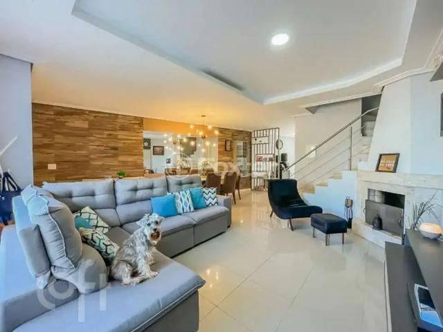 Casa / Sobrado para Venda em Porto Alegre/RS Hípica 3 Quartos