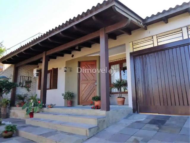 Casa / Sobrado para Venda em Porto Alegre/RS Hípica 3 Quartos
