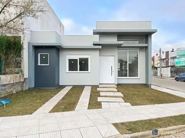 Casa / Sobrado para Venda em Porto Alegre/RS Hípica 3 Quartos