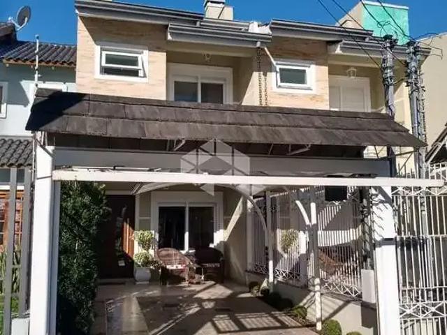 Casa / Sobrado para Venda em Porto Alegre/RS Hípica 3 Quartos