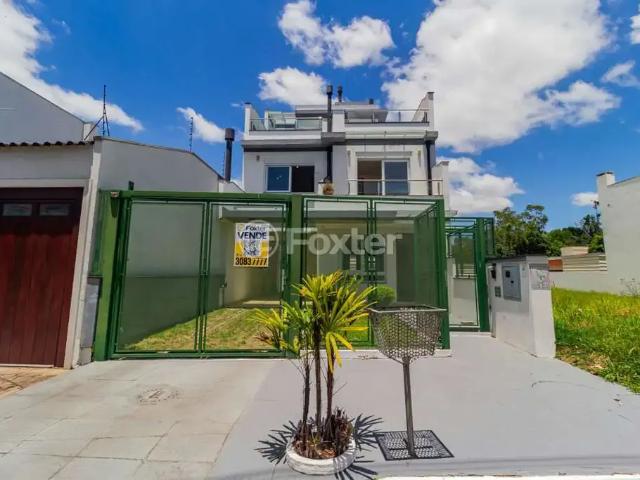 Casa / Sobrado para Venda em Porto Alegre/RS Hípica 3 Quartos