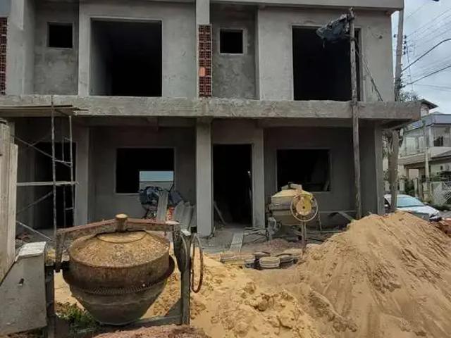 Casa / Sobrado para Venda em Porto Alegre/RS Hípica 3 Quartos