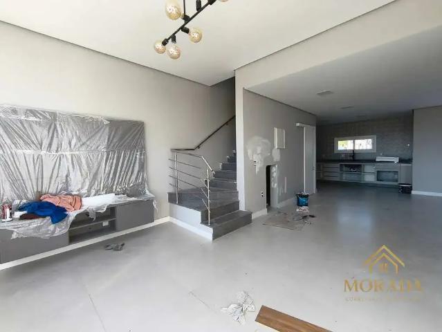 Casa / Sobrado para Venda em Porto Alegre/RS Hípica 3 Quartos