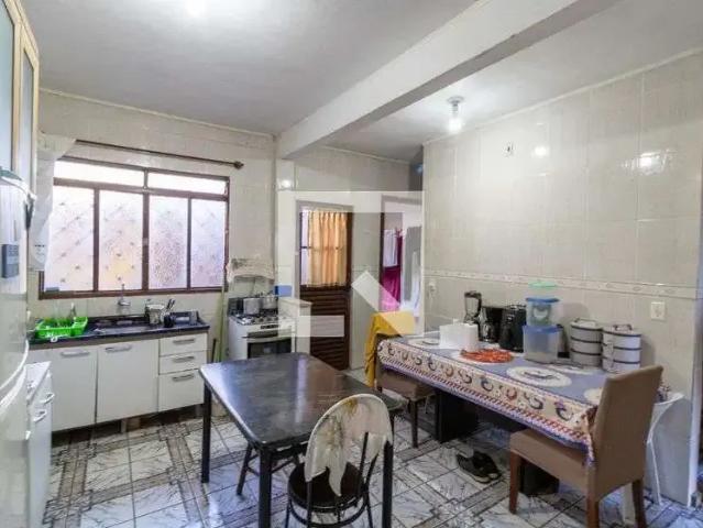 Casa / Sobrado para Venda em Porto Alegre/RS Hípica 3 Quartos