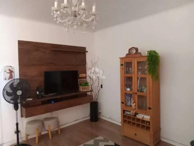 Casa / Sobrado para Venda em Porto Alegre/RS Hípica 3 Quartos