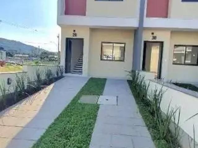 Casa / Sobrado para Venda em Porto Alegre/RS Hípica 3 Quartos