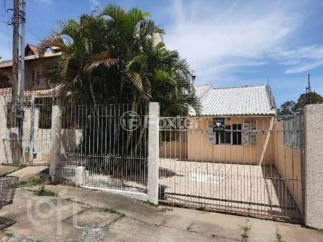 Casa / Sobrado para Venda em Porto Alegre/RS Hípica 3 Quartos