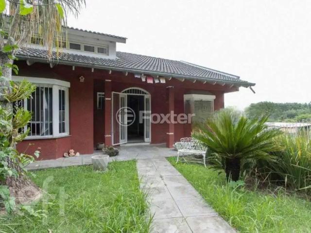 Casa / Sobrado para Venda em Porto Alegre/RS Hípica 3 Quartos