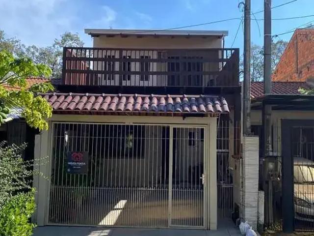 Casa / Sobrado para Venda em Porto Alegre/RS Hípica 3 Quartos