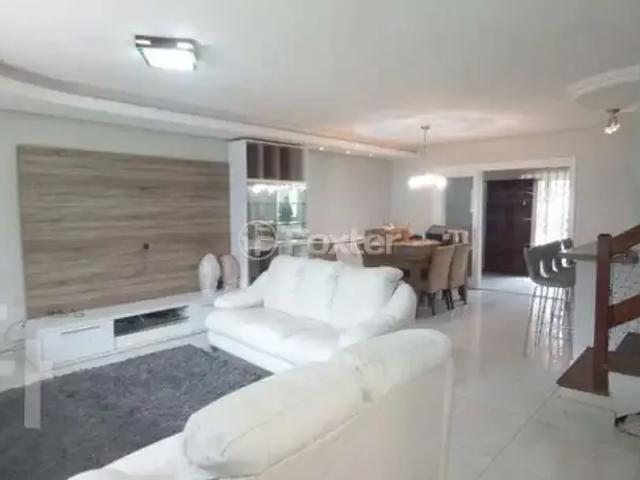 Casa / Sobrado para Venda em Porto Alegre/RS Hípica 3 Quartos