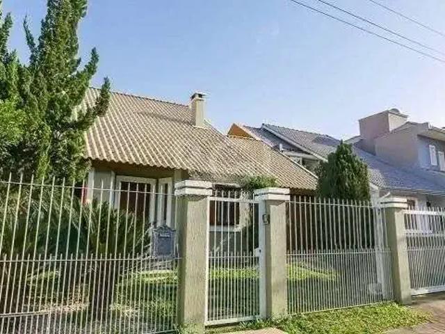 Casa / Sobrado para Venda em Porto Alegre/RS Hípica 3 Quartos