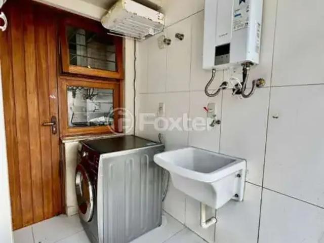 Casa / Sobrado para Venda em Porto Alegre/RS Hípica 3 Quartos