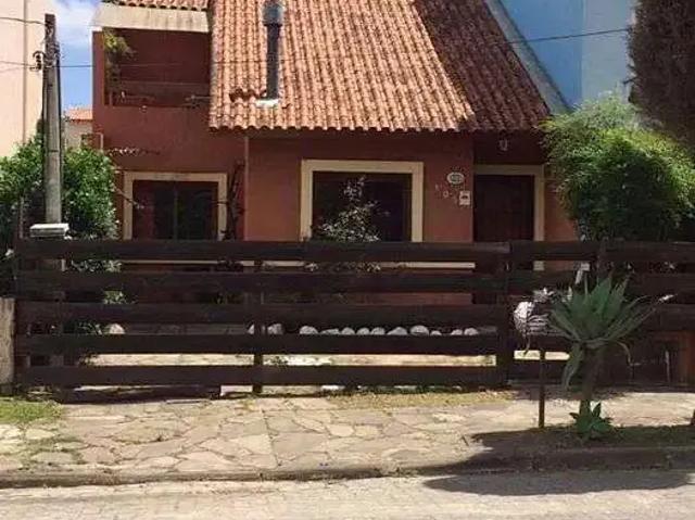 Casa / Sobrado para Venda em Porto Alegre/RS Hípica 3 Quartos