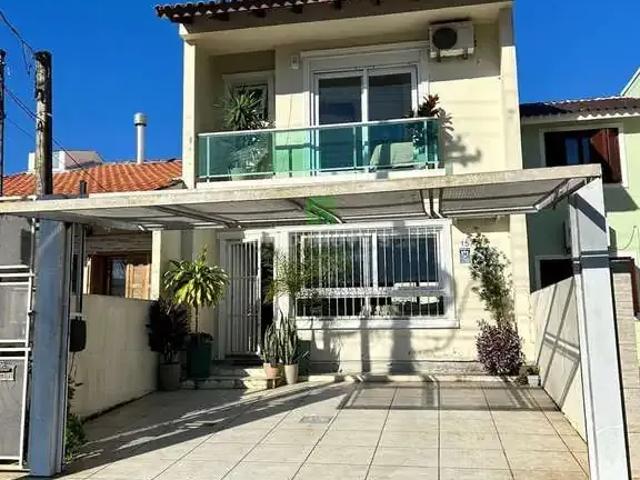 Casa / Sobrado para Venda em Porto Alegre/RS Hípica 3 Quartos