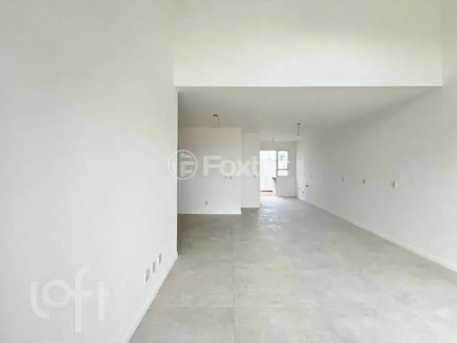 Casa / Sobrado para Venda em Porto Alegre/RS Hípica 3 Quartos