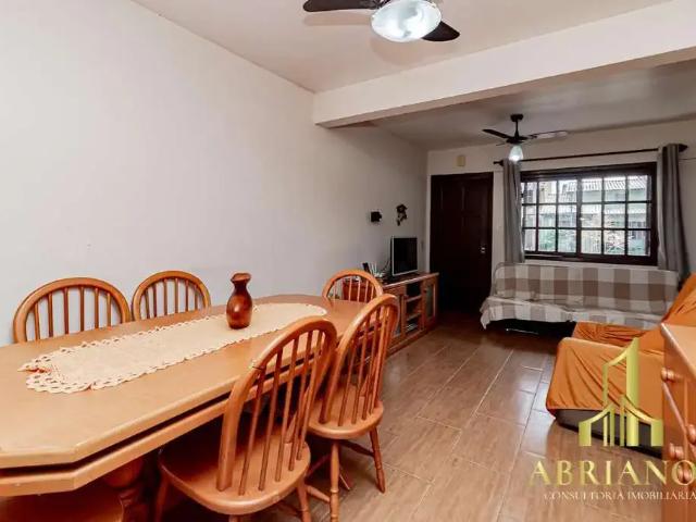 Casa / Sobrado para Venda em Porto Alegre/RS Hípica 3 Quartos