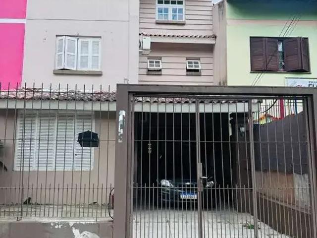 Casa / Sobrado para Venda em Porto Alegre/RS Hípica 3 Quartos