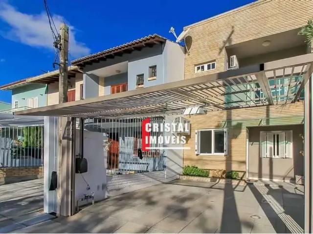 Casa / Sobrado para Venda em Porto Alegre/RS Hípica 3 Quartos