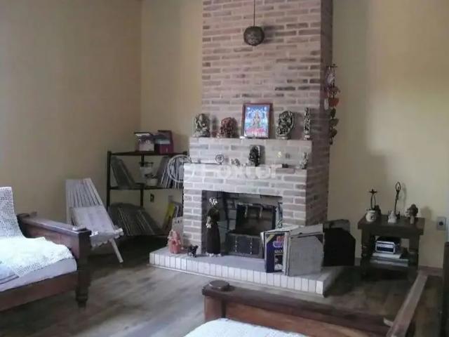 Casa / Sobrado para Venda em Porto Alegre/RS Hípica 3 Quartos
