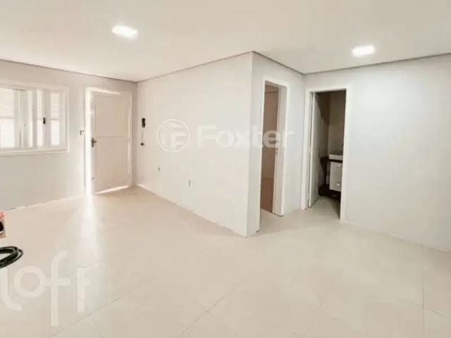 Casa / Sobrado para Venda em Porto Alegre/RS Hípica 2 Quartos