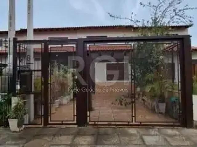 Casa / Sobrado para Venda em Porto Alegre/RS Hípica 2 Quartos