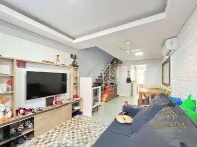 Casa / Sobrado para Venda em Porto Alegre/RS Hípica 2 Quartos