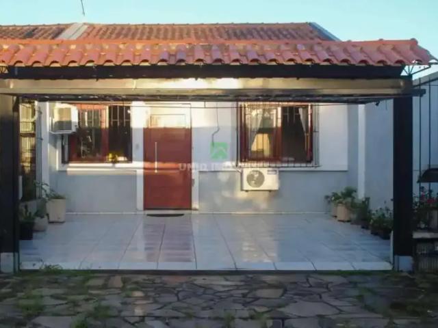 Casa / Sobrado para Venda em Porto Alegre/RS Hípica 2 Quartos