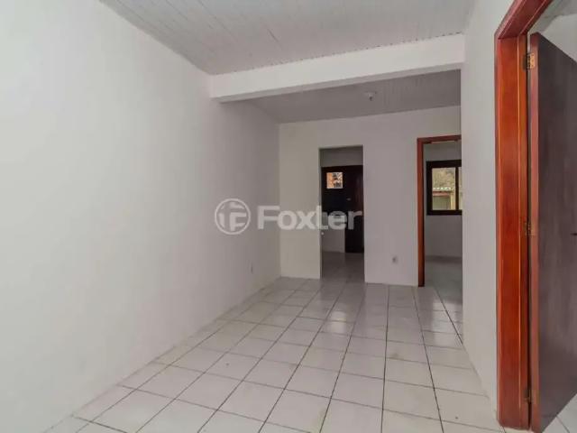 Casa / Sobrado para Venda em Porto Alegre/RS Hípica 2 Quartos