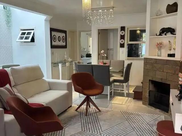 Casa / Sobrado para Venda em Porto Alegre/RS Hípica 2 Quartos